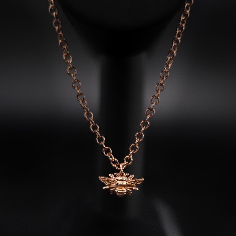 Nouveau Jewellers | 9ct Rose Gold Queen Manchester Bee Bracelet