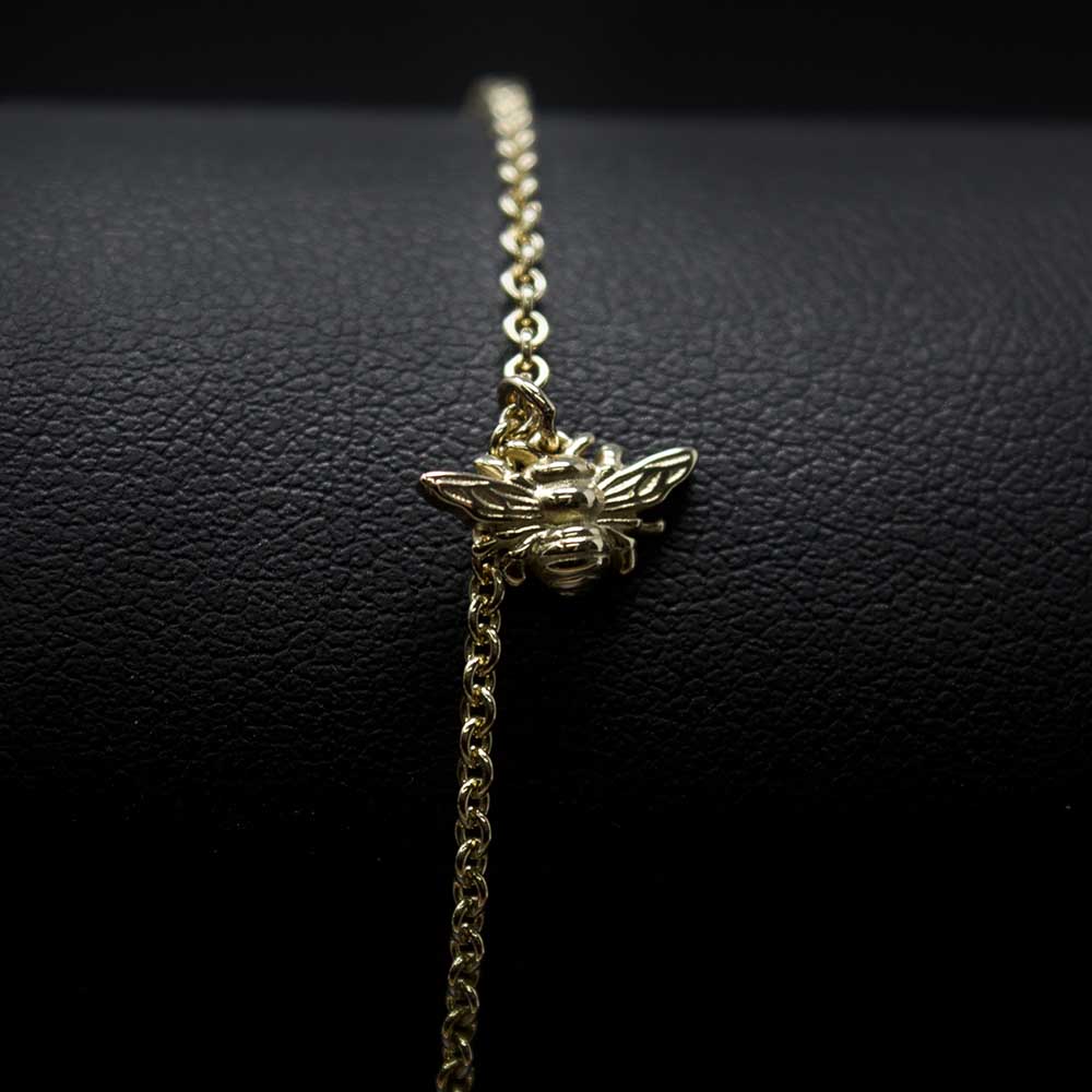 Nouveau Jewellers | 9ct Gold Manchester Bee Bracelet
